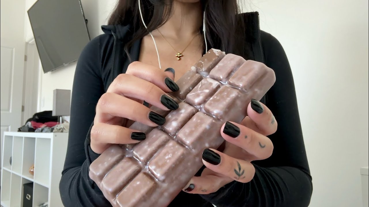 ASMR | Fast Tapping On Random Items