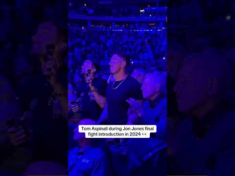 Tom Aspinall during Jon Jones' final fight intro ????