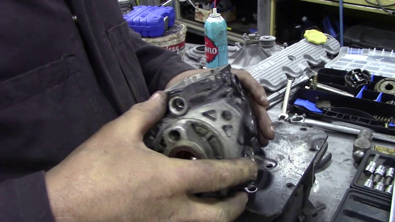 Assembling the Bosch VE turbo Injector Pump Part 1 (Long video)