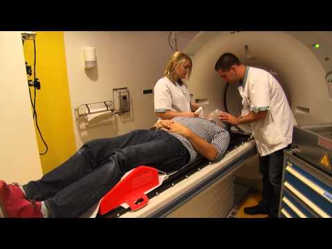 Voorlichtingsfilm: Radiotherapeutisch Instituut Friesland (door FMG)