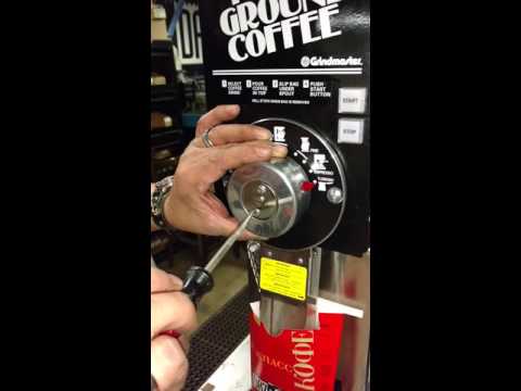 875 grandmaster grinder clean out
