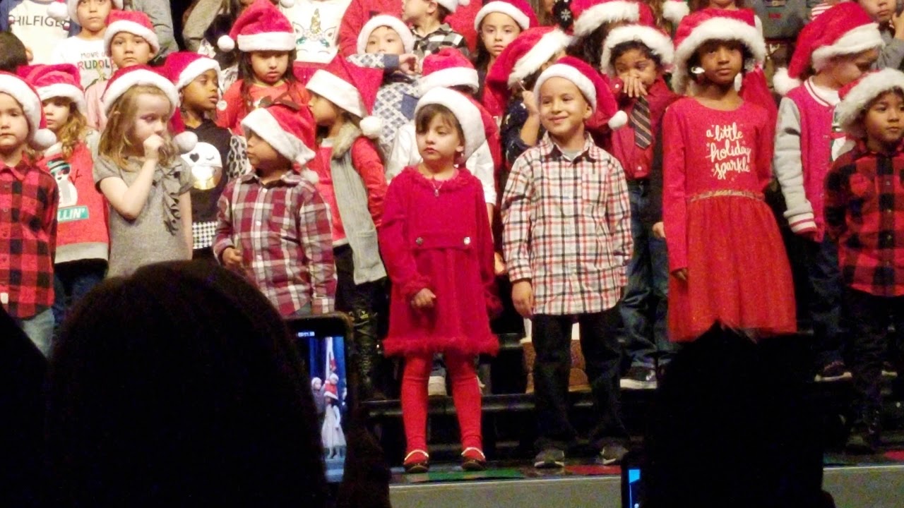 Megan Cope Elementary Xmas Performance 3/3