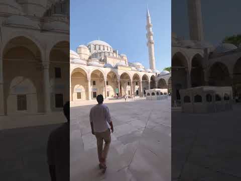 Discovering the Suleymaniye Mosque in Istanbul, Turkey