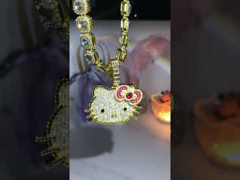 Necklaces I would style on Barbie π