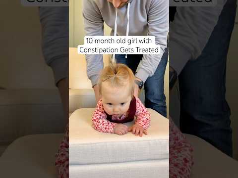Chiropractor Treats Baby with Constipation #chiropractor #adjustment #satisfying