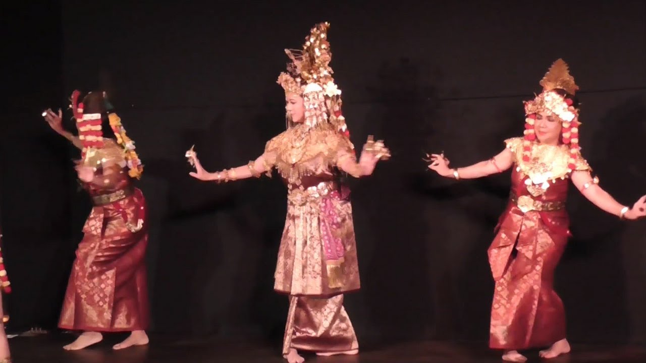 Indahnya 5 Tarian Tradisional Asal Pulau Sumatera dalam Seloka ...