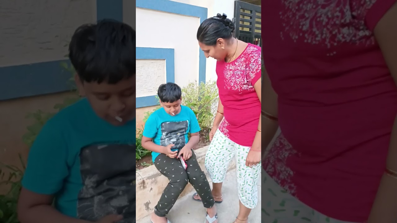 #likki eating https://media.tenor.co/images/2296649e7ed9af6cda10911f4e10d3ee/tenor.gif
