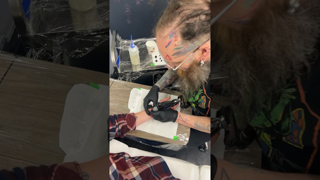 She’s getting new ink at rEvolution Gallery + Studio: Kingsville, Ontario #tattoo #tattooartist