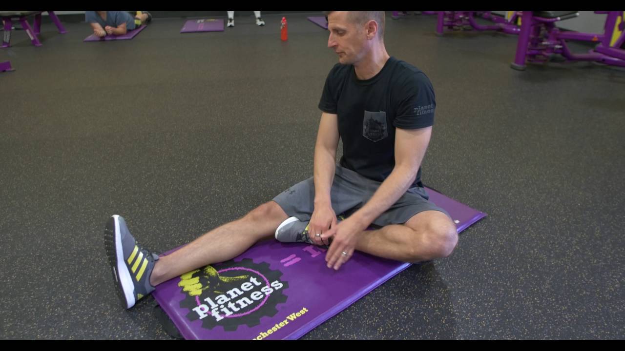 single leg straddle stretch with side bend