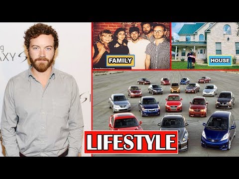 Danny Masterson's Lifestyle 2020 ★ Girlfiend, Family, Net worth & Biography