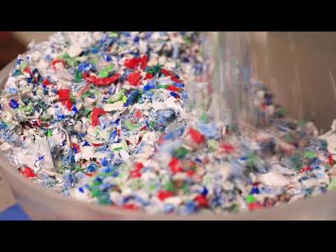 How to Make Recycled Products From Bottle Caps