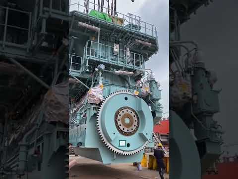 Assembly of ships engine marine engine working #shortvideo #engine #ships #automobile #shortfeed