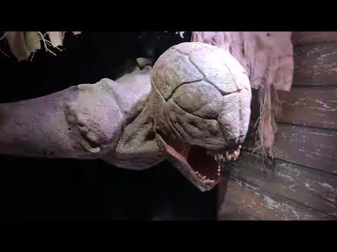 A Quiet Place at Halloween Horror Nights 2024 - 4K HDR