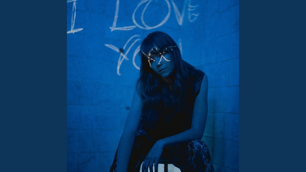 Sval - WEIGHTLESS | Pop music review on Nagamag Music Magazine