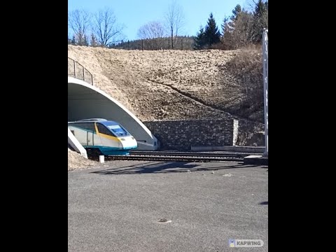 🚄 PENDOLINO LEAVING TUNNEL | CZECH RAILWAYS #shorts #strejdarukus