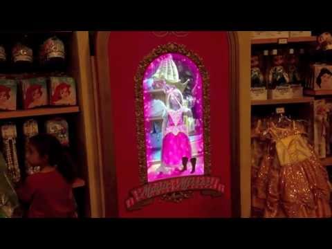 Disney Princess Magic Mirror at World of Disney store at Downtown ...
