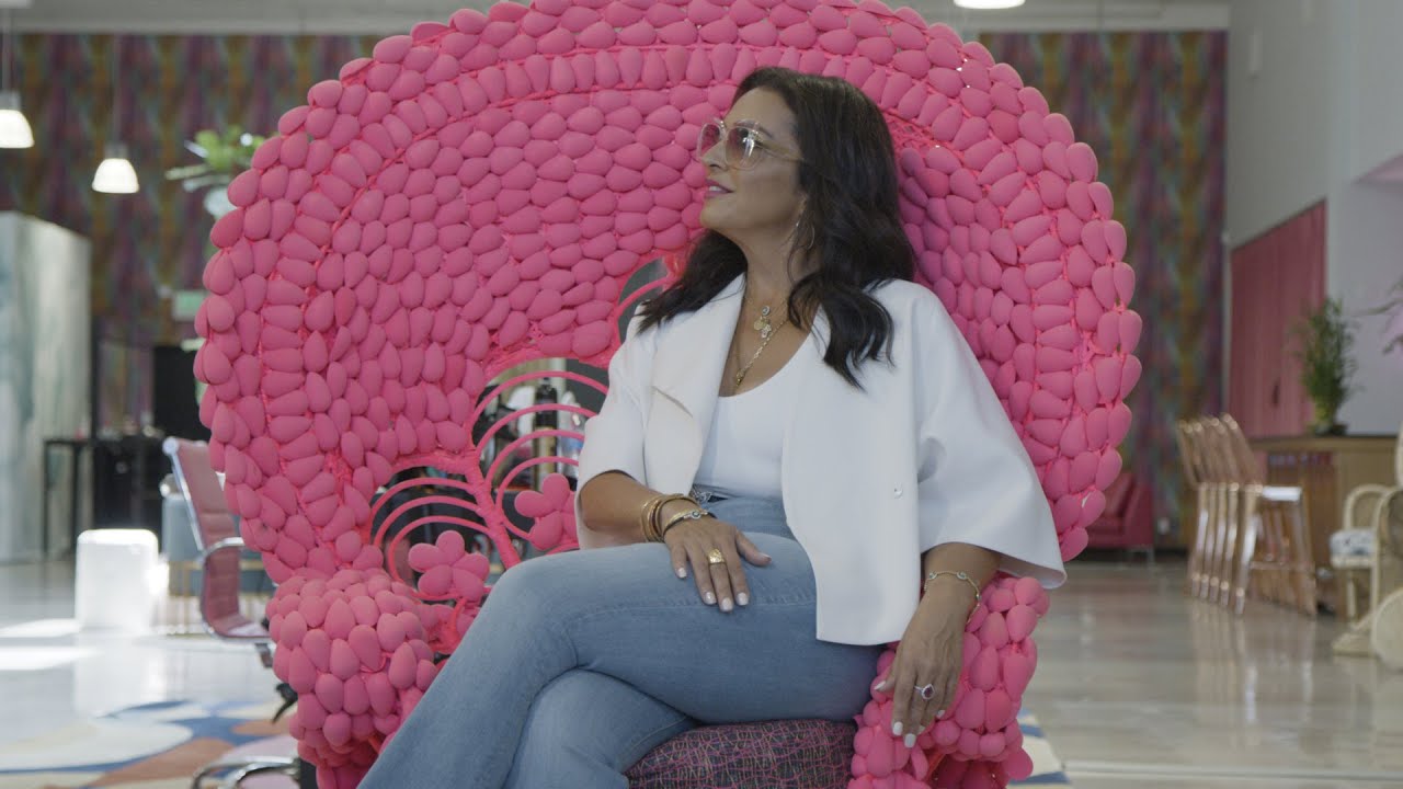 How beautyblender Founder Rea Ann Silva Bounced to Success | Sephora