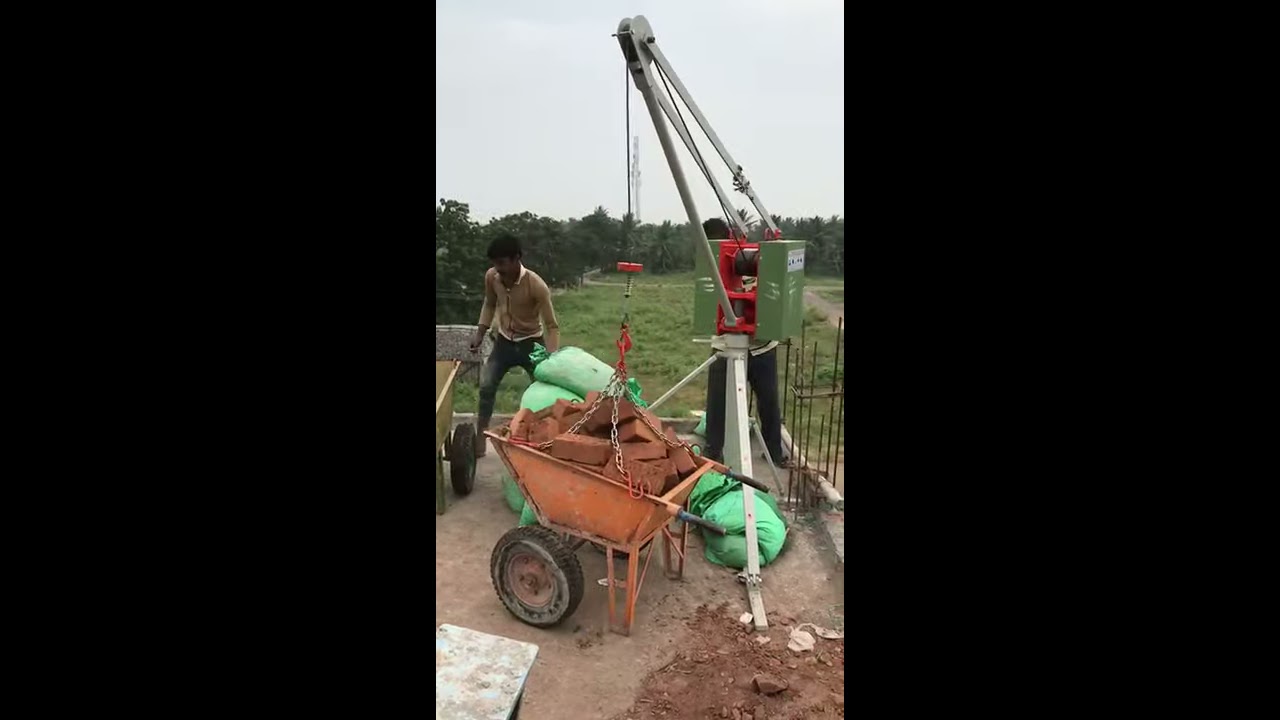 Mini Crane Lift 300KG lifting Capacity G+7 Floors usage