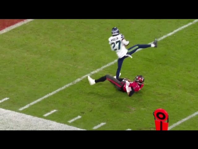 NFL fans left shocked by Tom Brady's tripping penalty