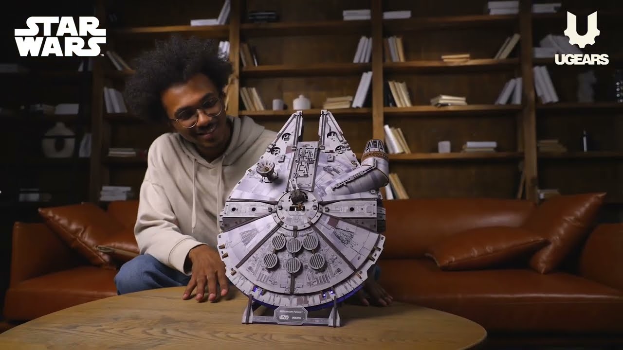 Millennium Falcon™ | Assemble me. Fly the fastest ship in the galaxy!