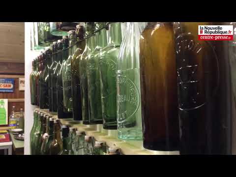 VIDÉO. Châtellerault : Hubert Nivet, de Thuré, collectionneur de bouteilles à fermeture mécanique