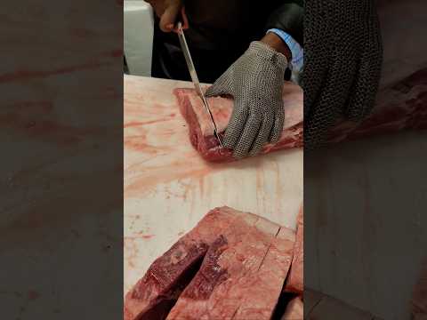 How to cut steak at Costco #butcher #steak #food #meat #meatcandy #sirloin #meatboard #beefsteak