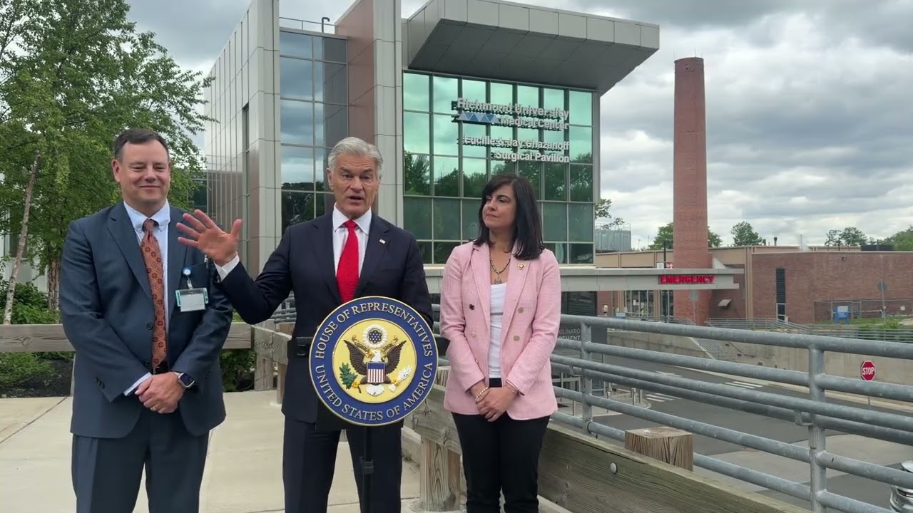 Malliotakis Welcomes Dr. Oz to Staten Island’s RUMC, Discusses Healthcare & Healthy Food Pledge