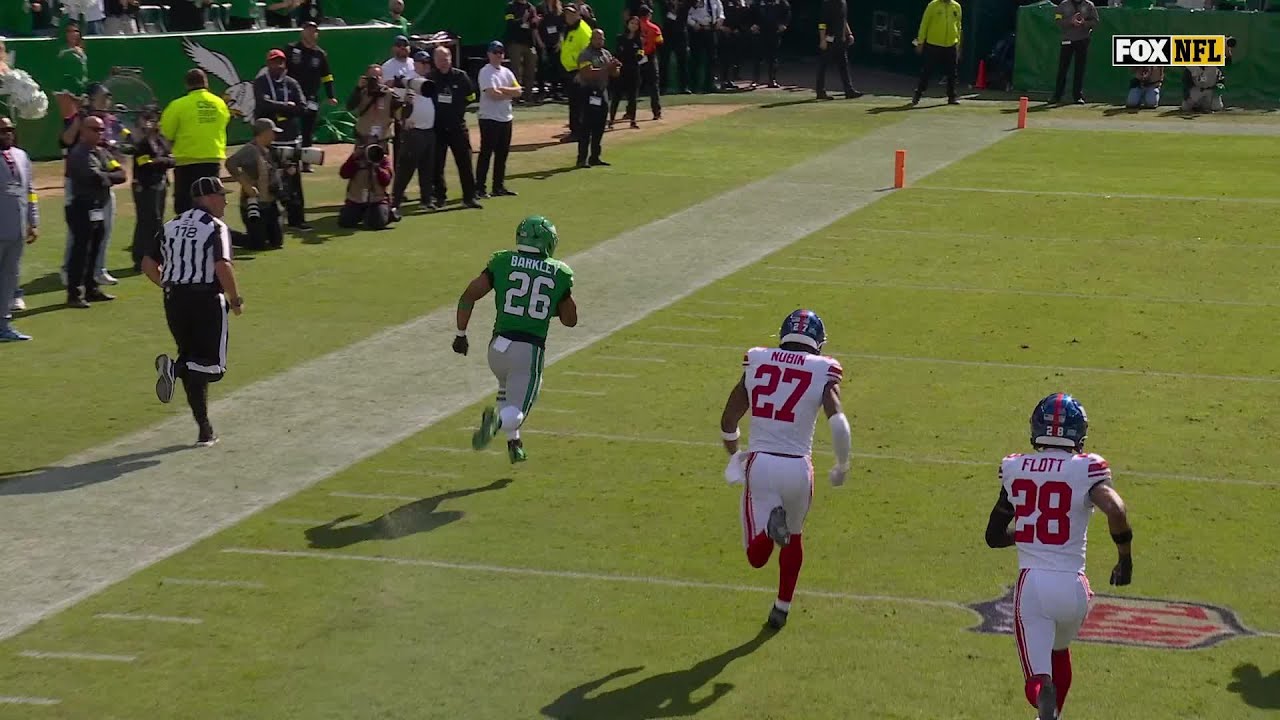Saquon Barkley breaks free for the touchdown