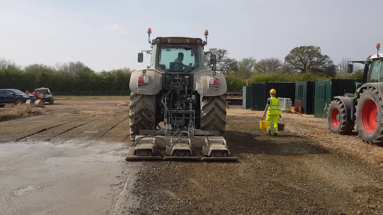 Cement stabilisation surface finishing #cementstabilisation #roadconstruction #fendt