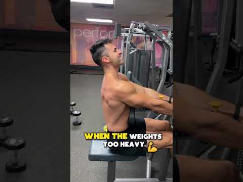 How To Properly Use The Chest Supported Row Machine With Good Form (Exercise Demonstration)