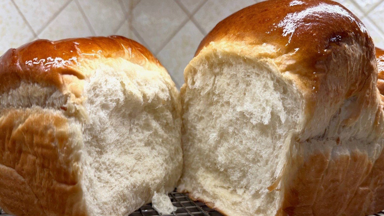 Soft as Cotton Condensed Milk Bread, using Tangzhong technique