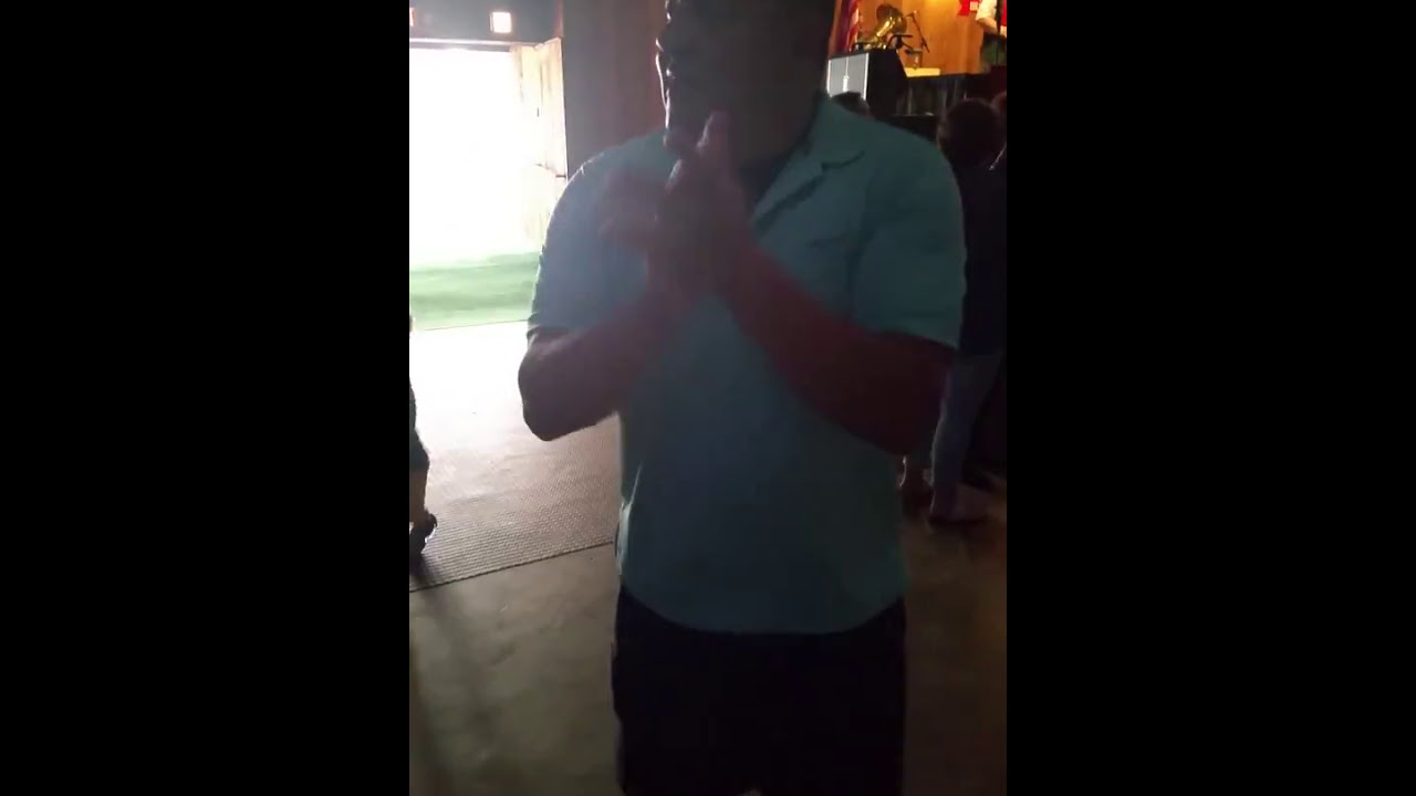 Inside the chicken dance Wurstfest 2017