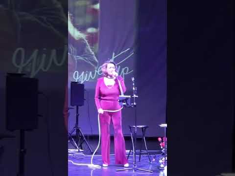 Vocal Soloist - Bonnie Raitt - Love Me Like A Man - clip# 5 - Frankie Fontaine