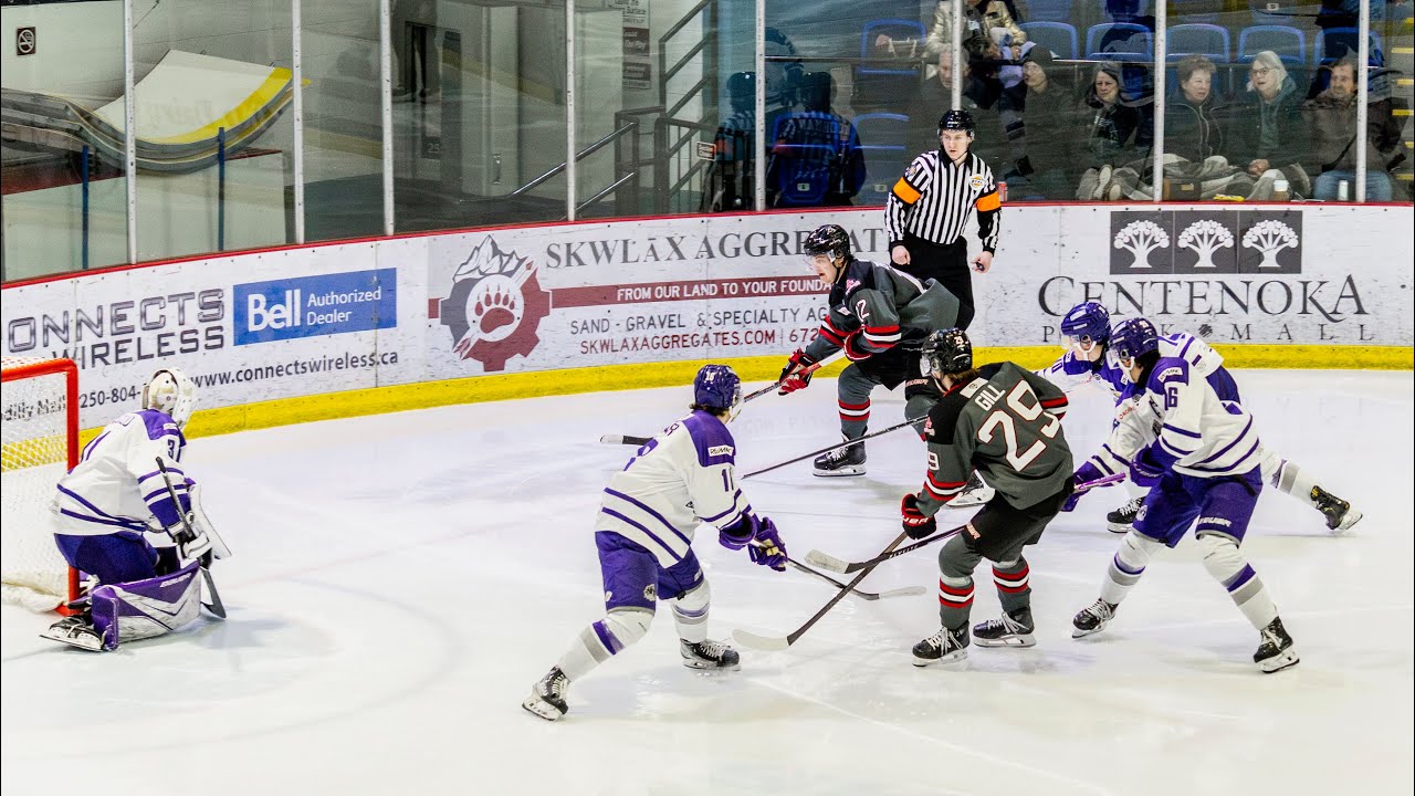 Salmon Arm Silverbacks 4 Alberni Valley Bulldogs 2 