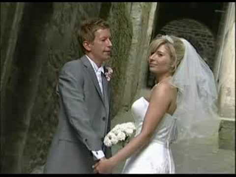 Italy Wedding Video,Cortona, Darren Danielle England, reception Villa San Crispolto, Umbria Italy By Simone Millotti