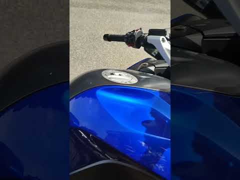 BMW R 1250 RT exhaust comparison original vs Akrapovic