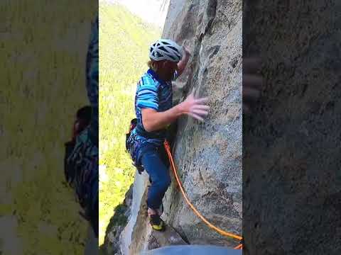 The LAST thing you want to happen climbing 700 feet up ???? #climbing
