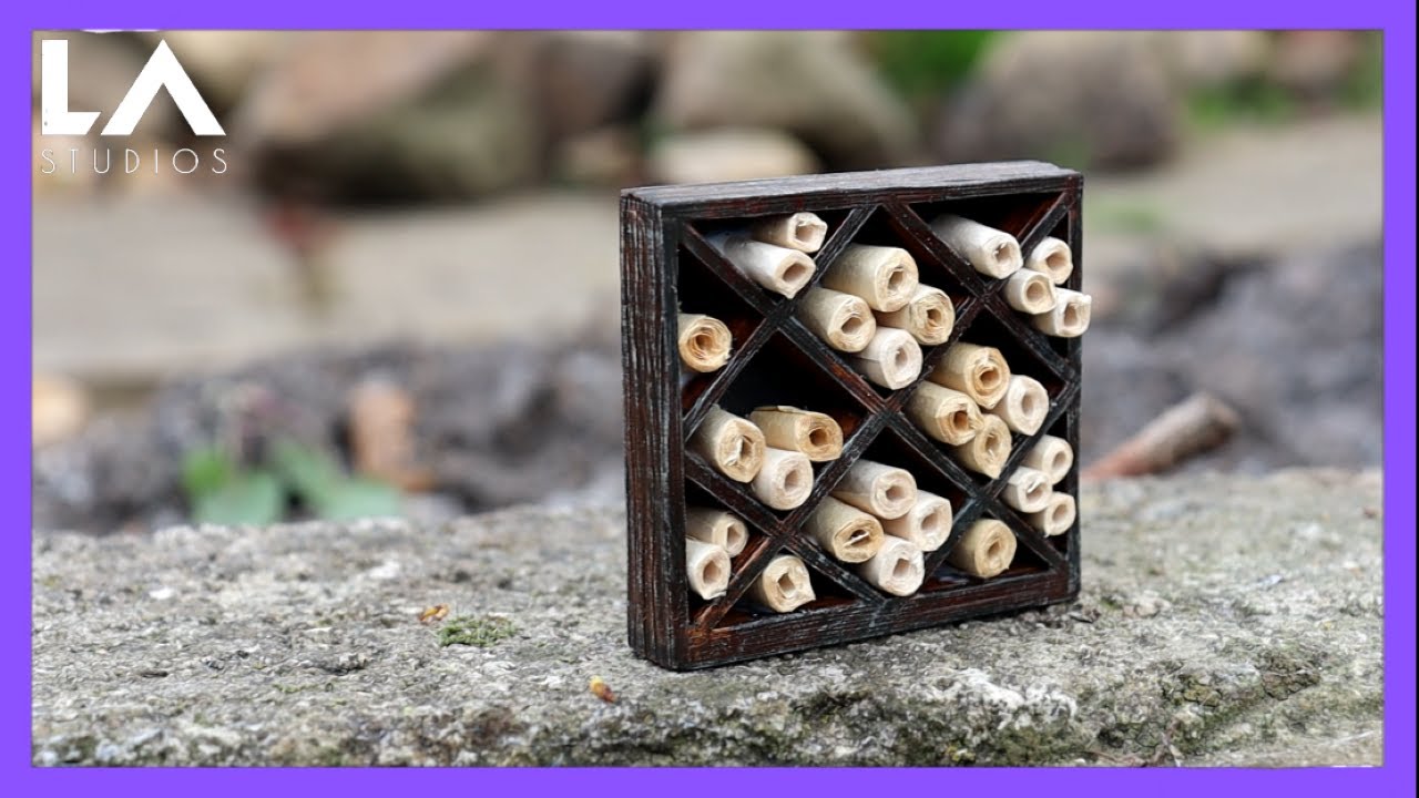 Random Build - Scroll Bookcase - How To Make Aged Parchment