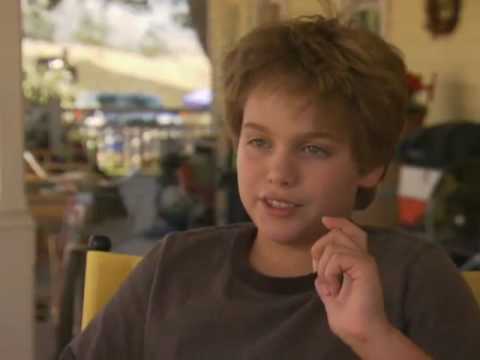 Hallmark Channel - The Three Gifts - Dylan Sprayberry 2