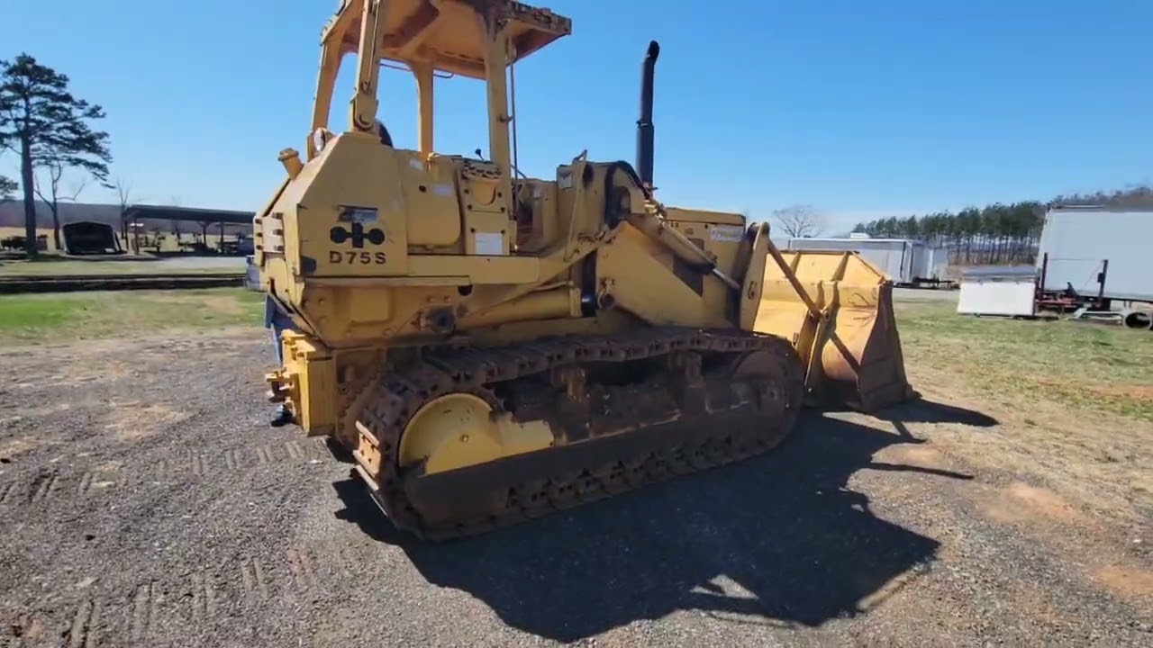 Komatsu D75S Track Loader