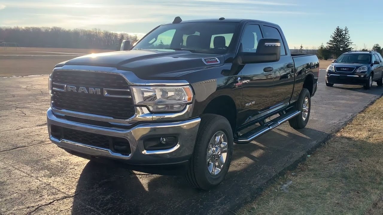 New 2024 Ram 2500 Big Horn Walk Around (N24256)