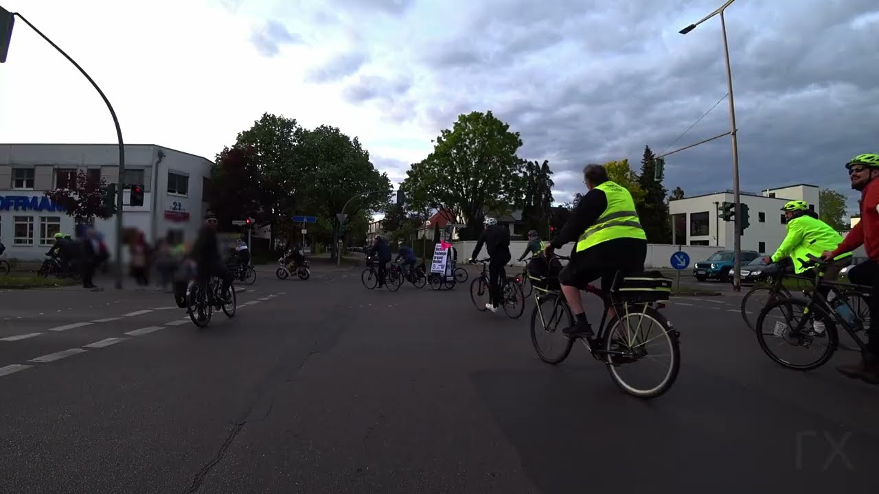 Respect Cyclists Fahrraddemo 7. Mai 2025 – RESPECT CYCLISTS