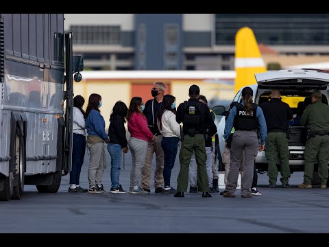 Homeland Security on deportation flight to South Sudan, after judge warned breach in court order