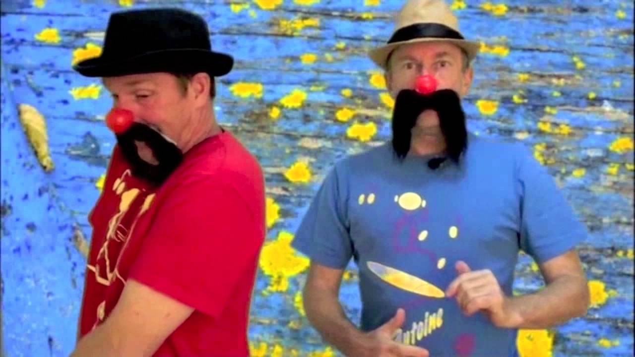 Loop de Loop Comedy  (Moustache gag)
