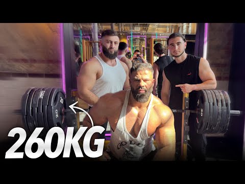 Germany's STRONGEST?! Bench press with Halid and Reza 🦾
