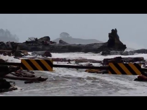 Flooding at Rialto Beach, Washington