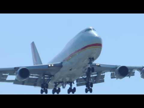 Yangtze River Express Boeing 747-400BCF [B-2437] landing in LAX