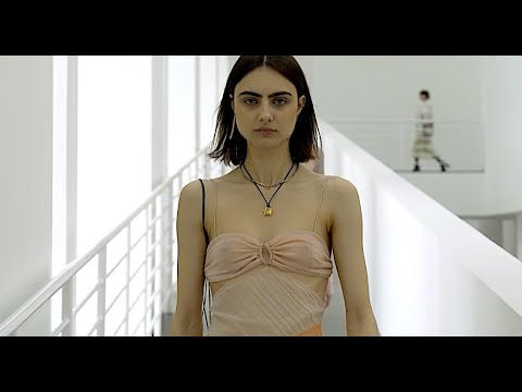 EIKO AI Fall 2022 080 Barcelona - Fashion Channel