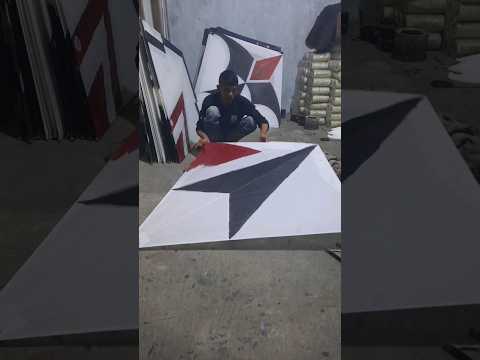 layangan gambar jadul #viral #shortvideo #indonesia #garut #perlagabombergarut #165cm #layangan