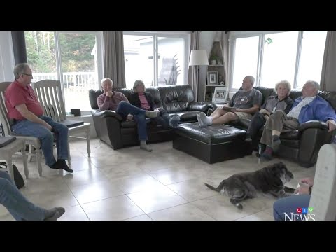 Hundreds of people in Nova Scotia still don't have phone or internet services after Fiona